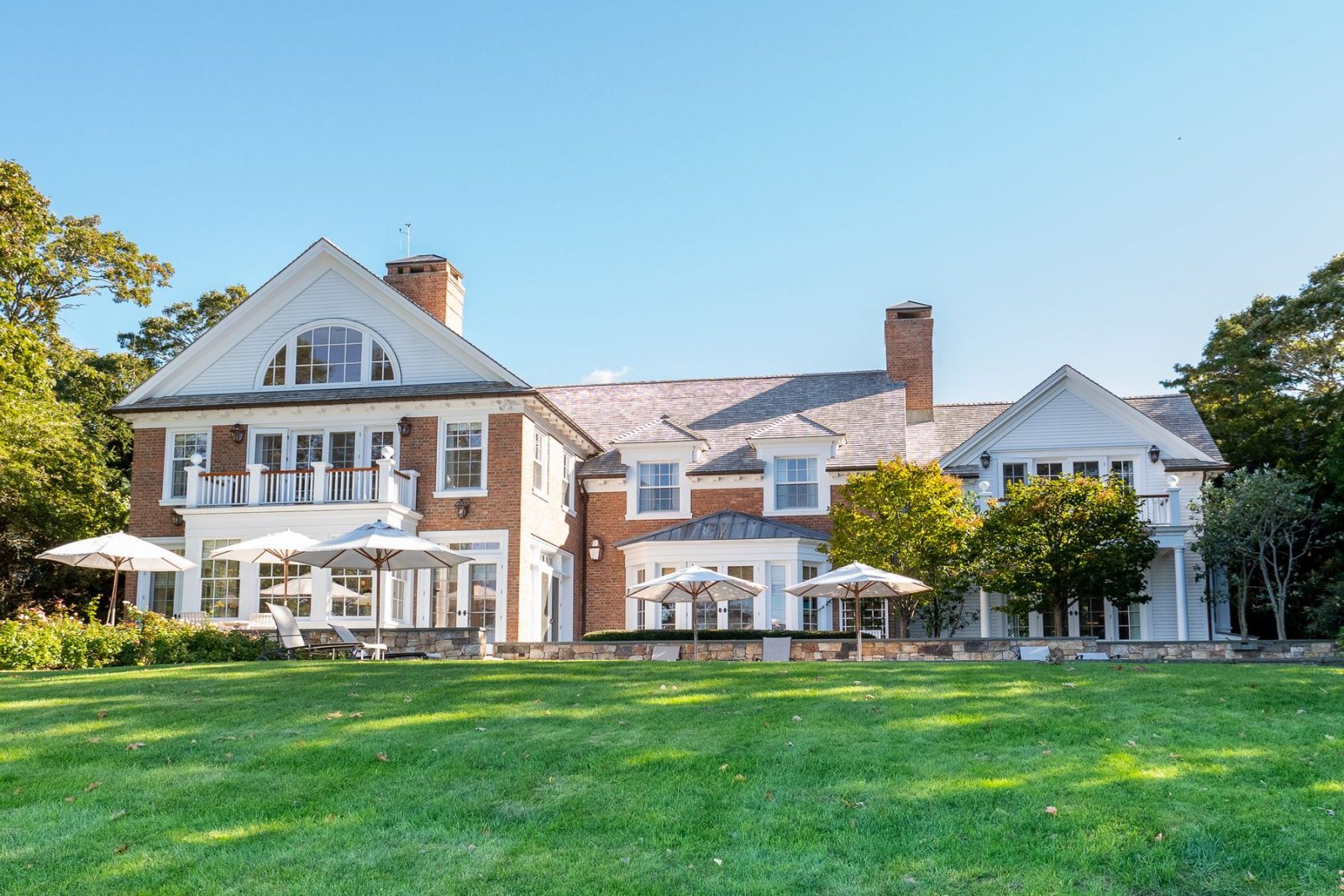 Tour a Classic Waterfront Home on Cape Cod | Art of Living by Sotheby's ...