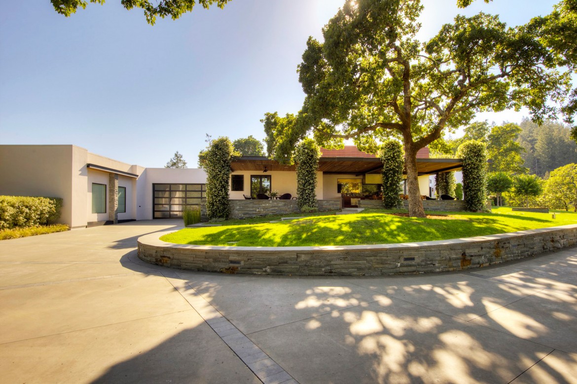 Tour a Modern Napa Valley Home with Spectacular Views of Mt. St. Helena ...