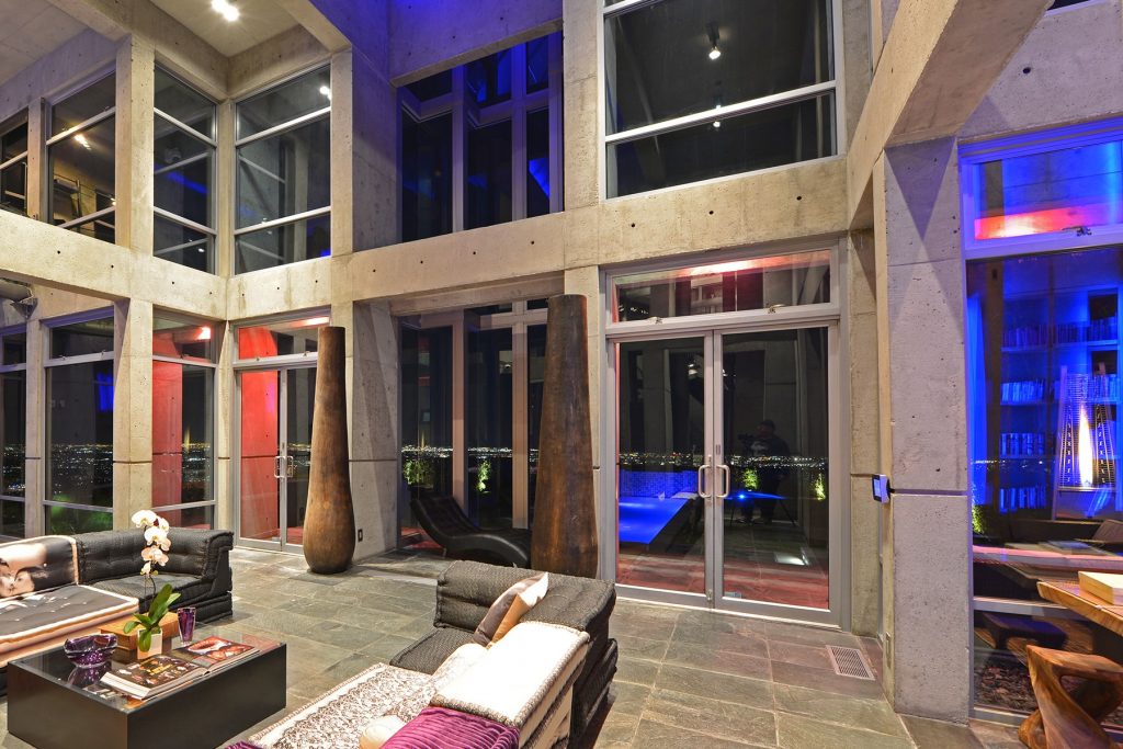 Tour the Skycastle, a Los Angeles Architectural Masterpiece | Art of ...