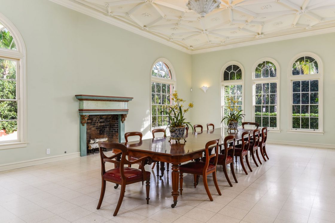 Tour an Addison Mizner–Designed Home in Palm Beach | Art of Living by ...