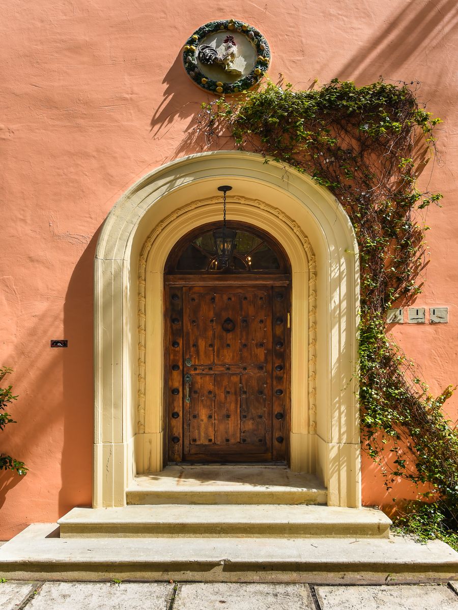 Tour an Addison Mizner–Designed Home in Palm Beach | Art of Living by ...