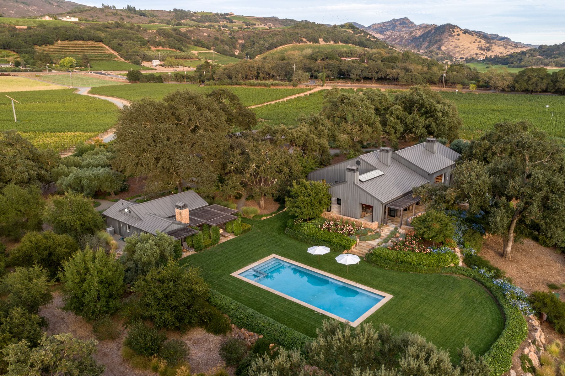 Tour a Luxurious Wine Country Estate | Art of Living by Sotheby's ...