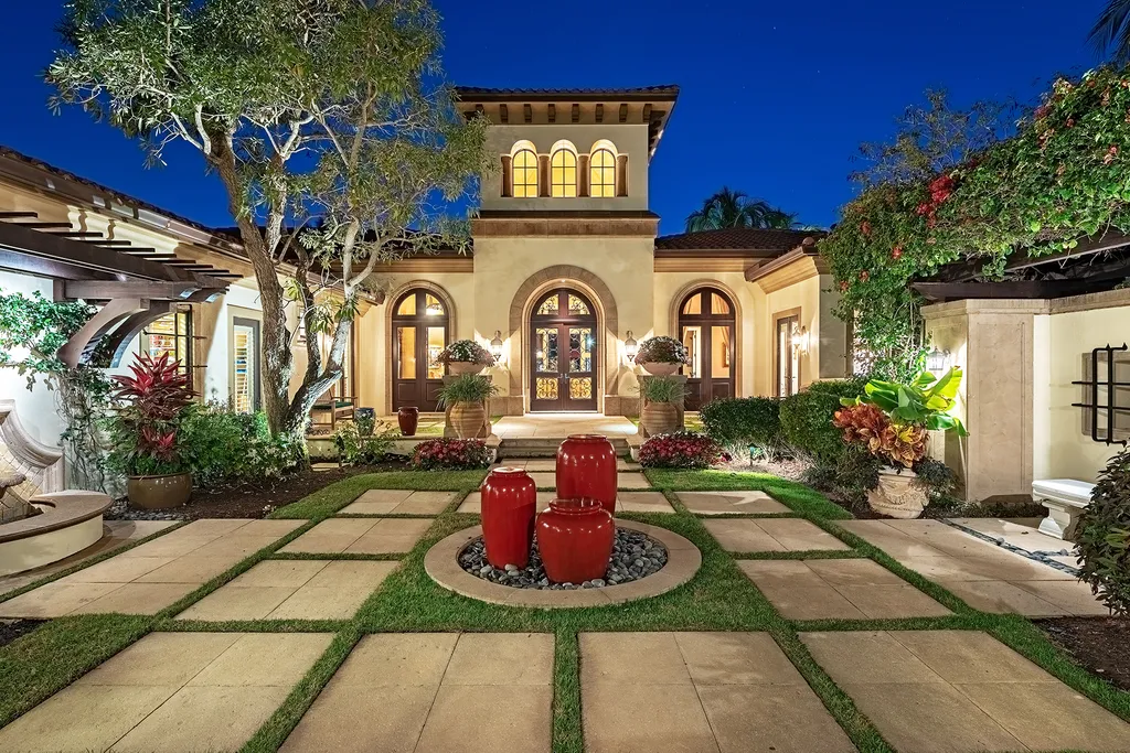 Design Essentials | Courtyards - Sotheby´s International Realty | Blog