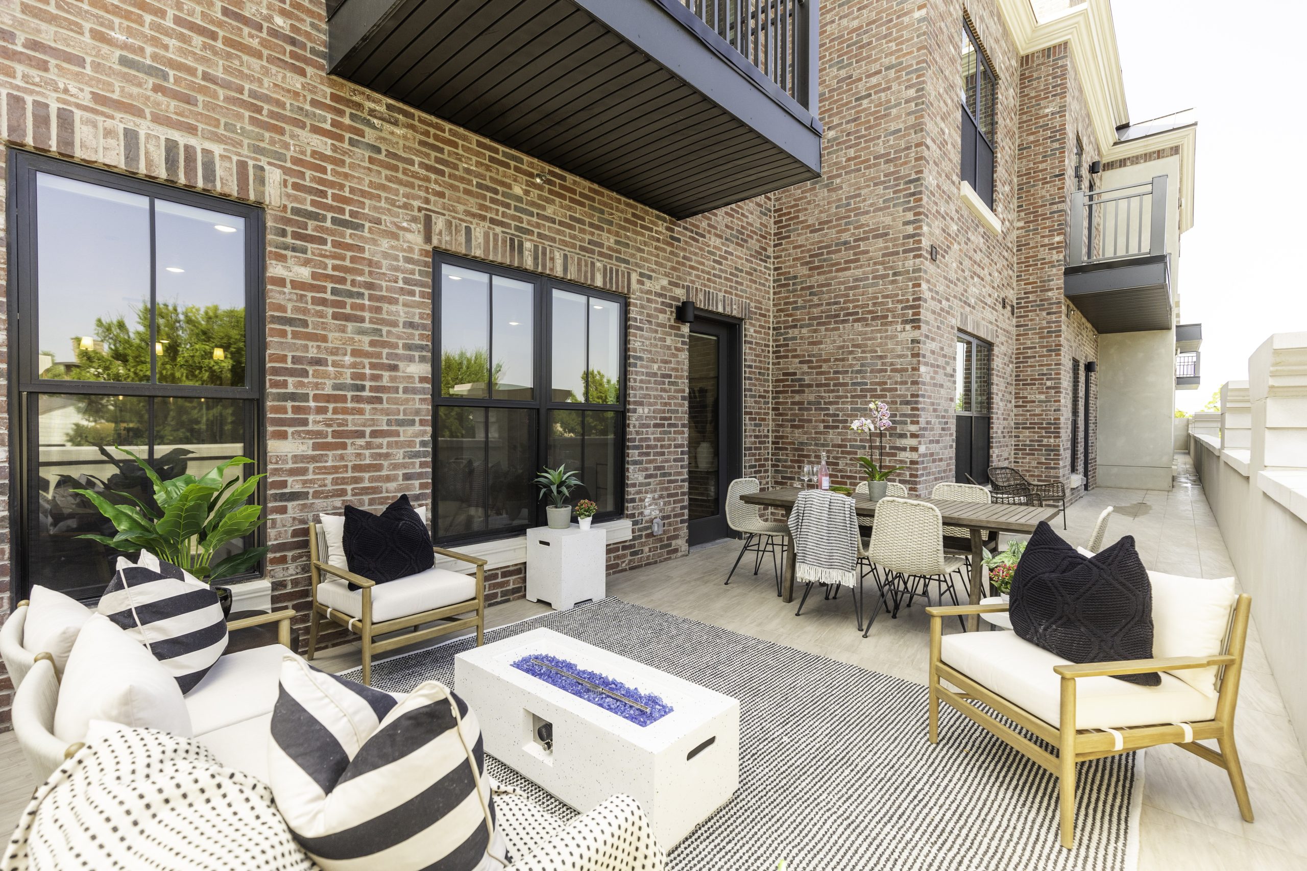 Apollo Square - SIR Projects